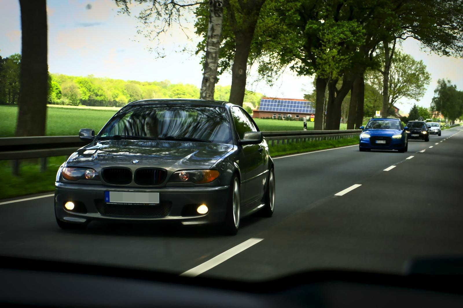 km-cars - Realized with Pictrs.com