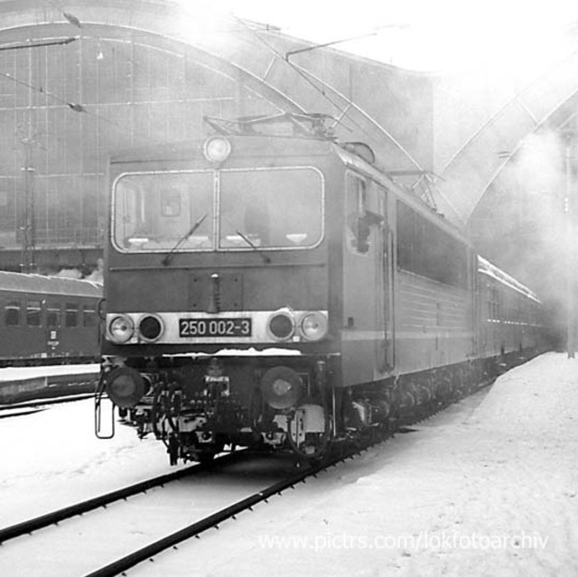 DR-Baureihe 250 - Realisiert mit Pictrs.com